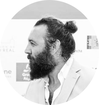 BIO – ALEXANDER JARQUE